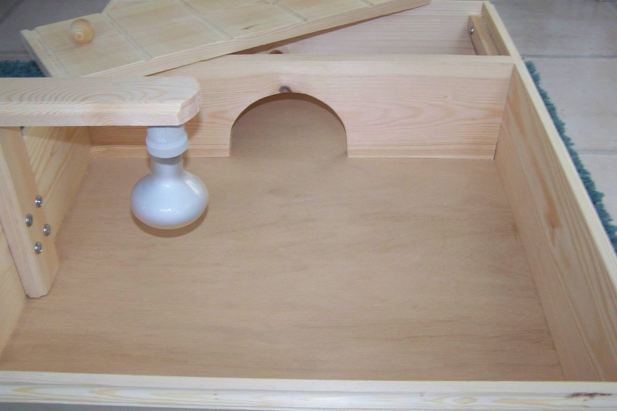 Tortoise Tables - Happy Tortoise Habitats